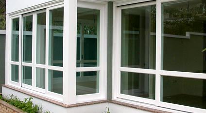 Esquadria em PVC - Portas e Janelas | construdeia